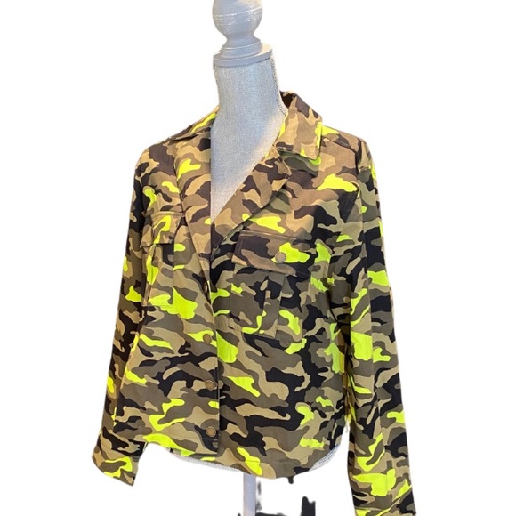 Nina Parker | Jackets & Coats | Curvy Plus Camo Jacket | Poshmark